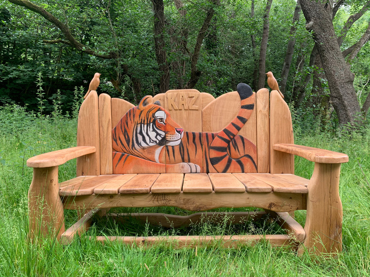 Bespoke Memorial Benches, Handcrafted Wooden Benches for Garden & Park