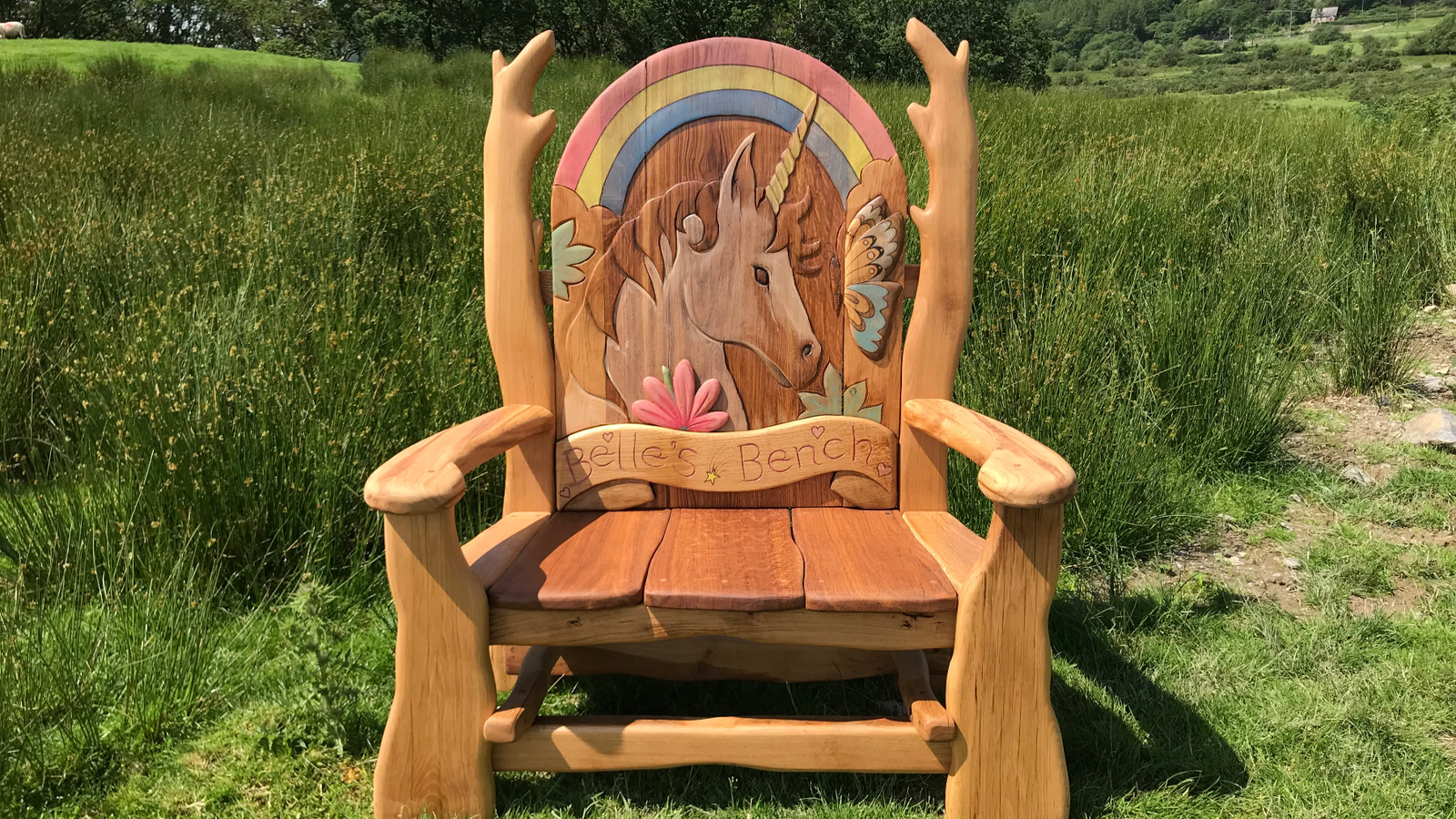 Handcrafted Memorial Benches – Custom Wooden Tributes
